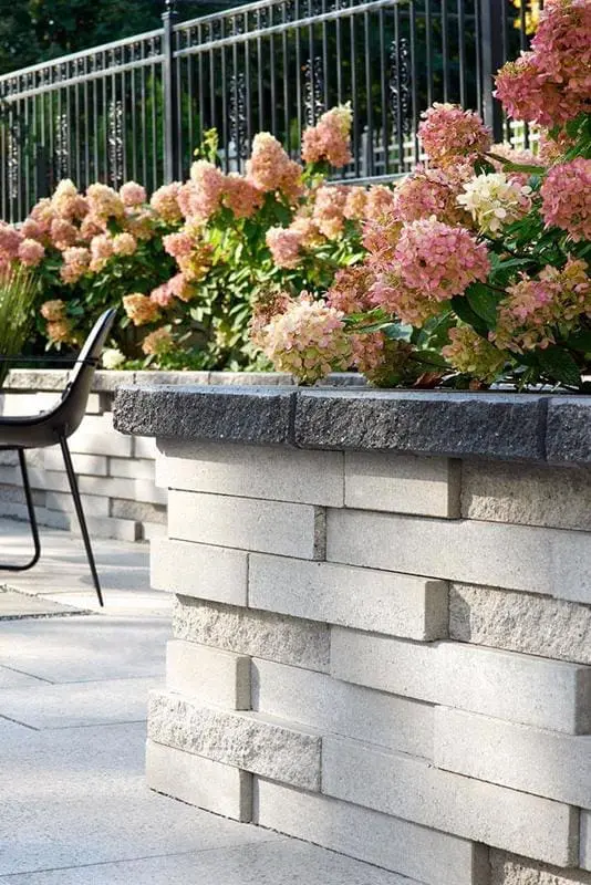 Techo-Bloc - Graphix Cap - 9 Brothers Building Supply